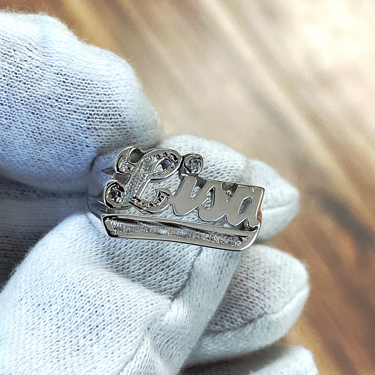 Our Cursive Lisa Name Ring – Joolaree